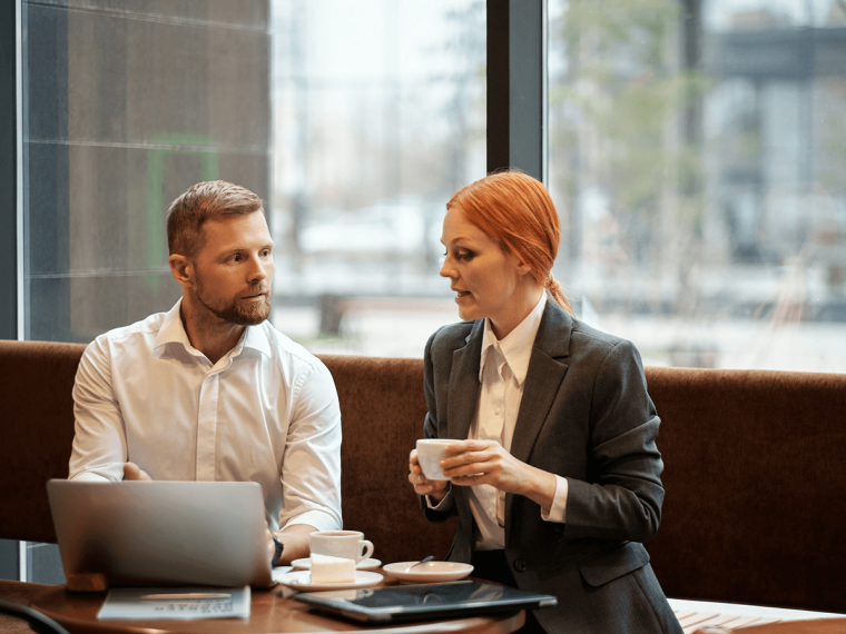 Edge Computing vs Cloud Computing: The Ultimate Guide | Institute of Data