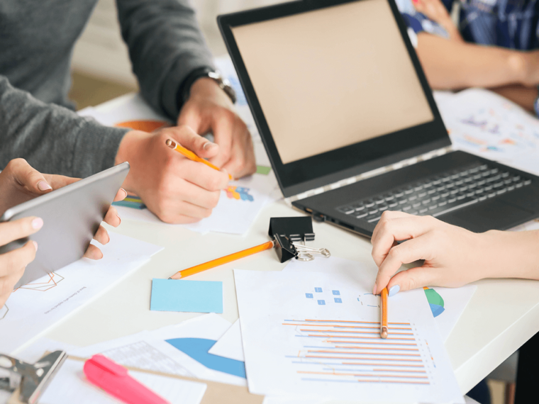 Personalised Learning Paths: Tailoring Training Programs for Individual ...