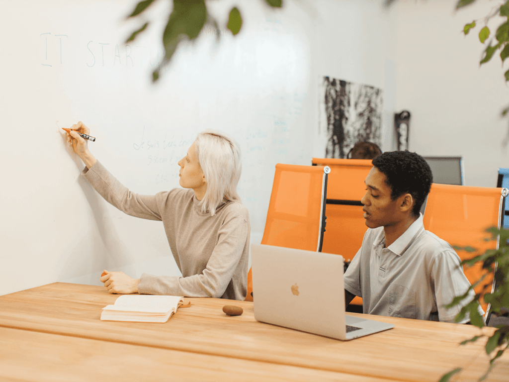 What are Labels in UX Design? | Institute of Data