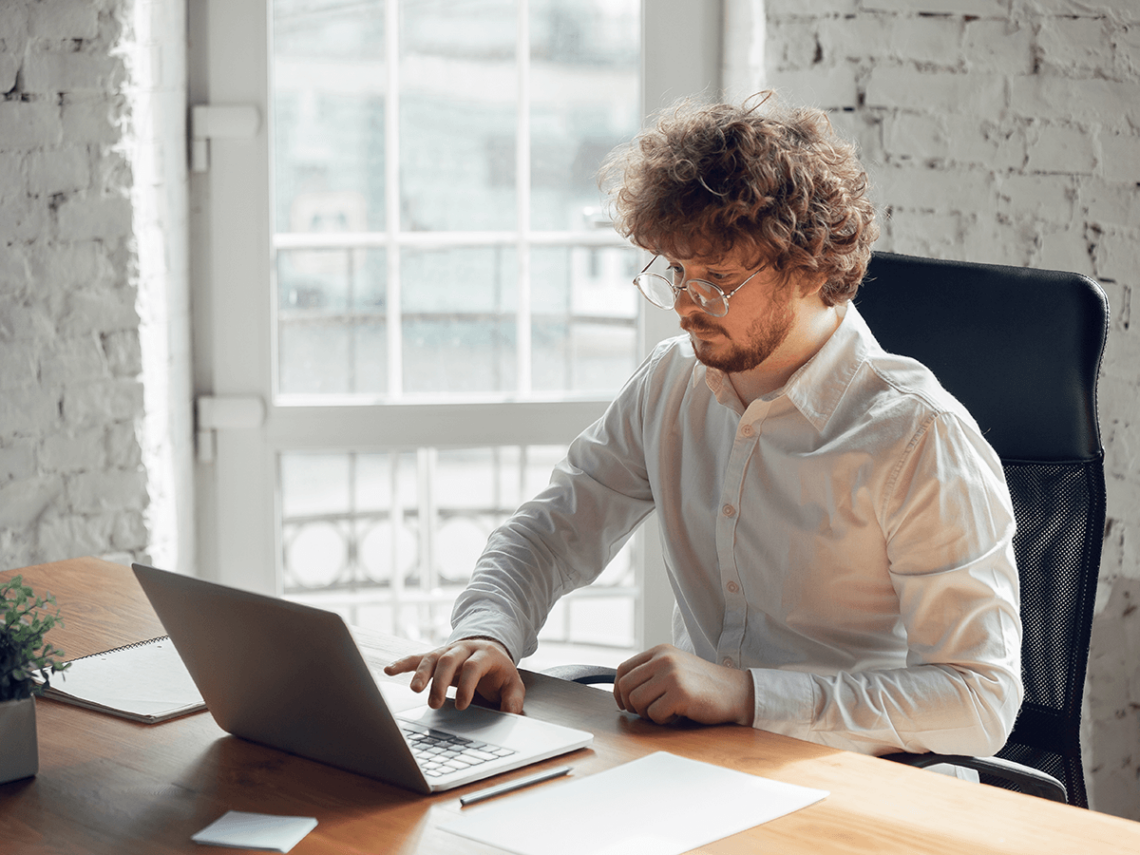 Software Engineer vs Full-Stack Developer: What's the Difference ...