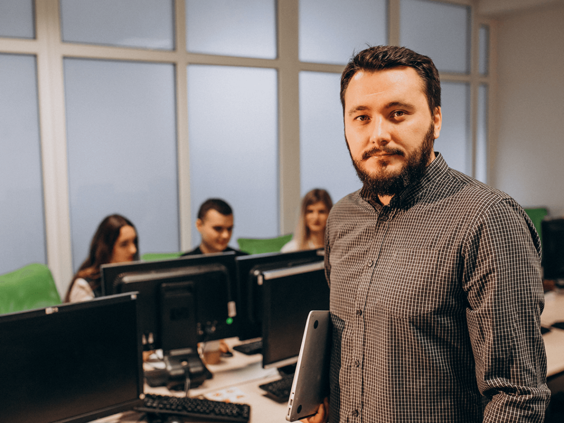 Becoming a Software Engineer: What Should I Do First? | Institute of Data