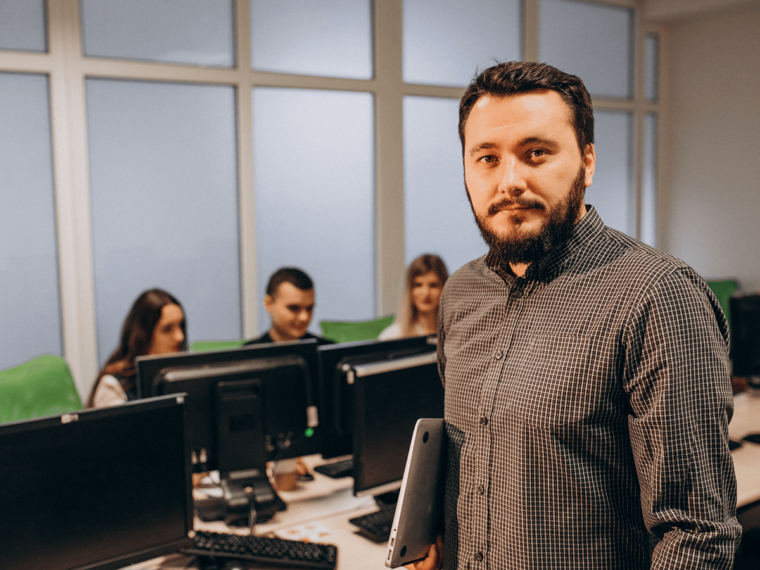 Becoming a Software Engineer: What Should I Do First? | Institute of Data