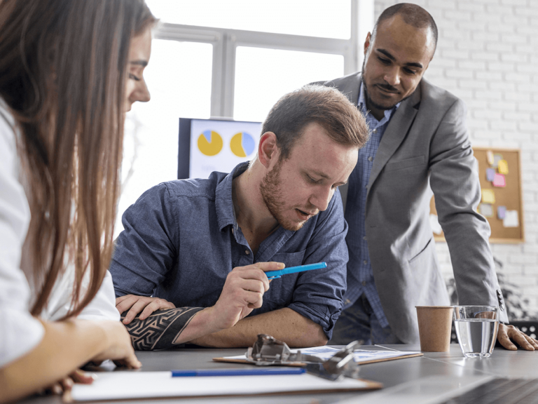 Product Management and Software Engineering: A Comprehensive Comparison ...