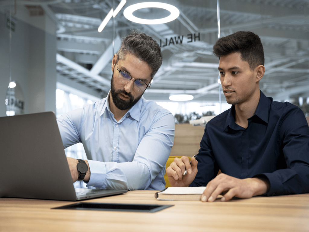 The Differences Between A Solutions Architect Vs Software Engineer