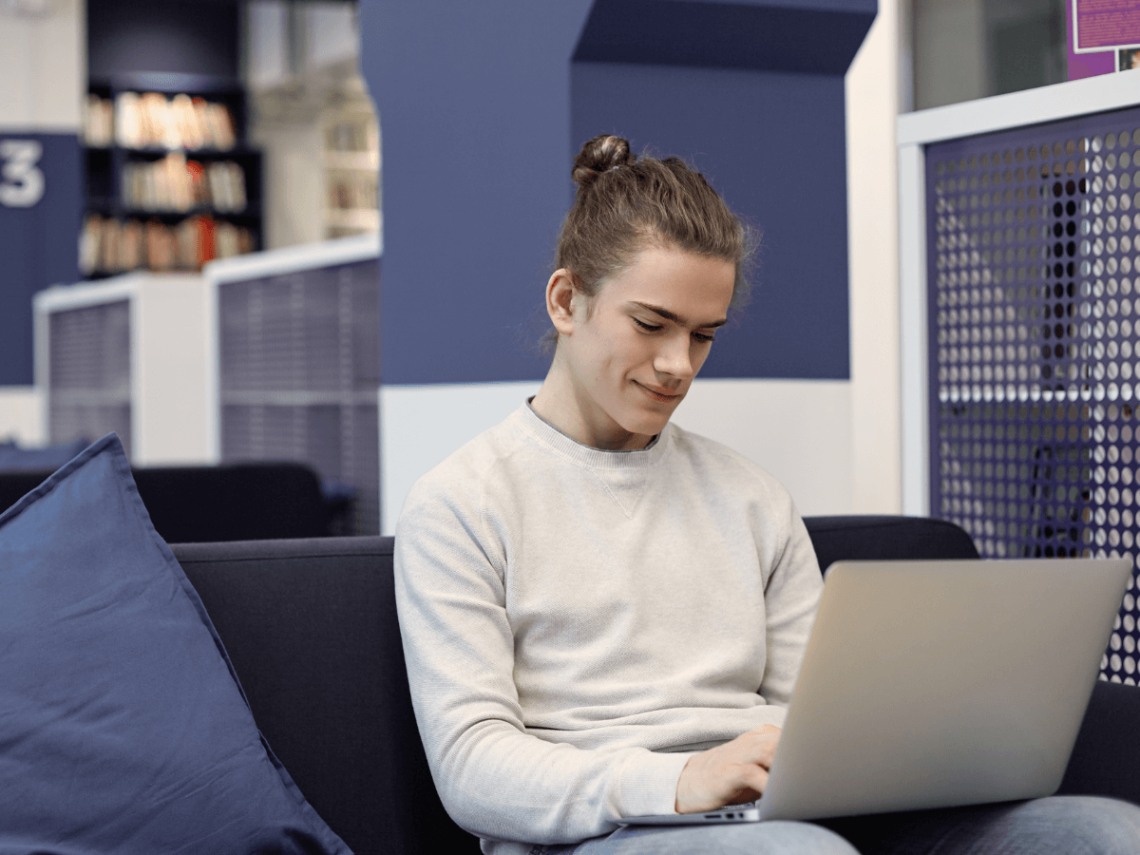 What Is a Network Software Engineer? | Institute of Data